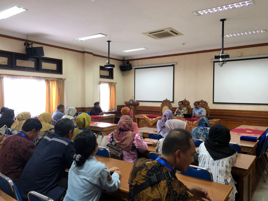 Diskerpus Kabupaten Badung terima kunjungan dari Yayasan Pendidikan dan ... Diskerpus Kabupaten Badung terima kunjungan dari Yayasan Pendidikan dan ...